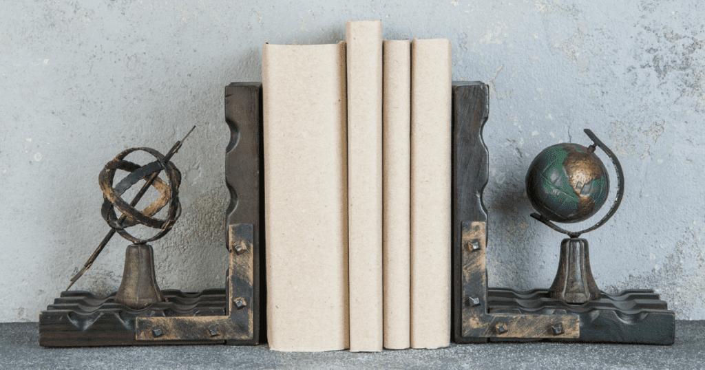 What Is a Framing Device in Fiction? | Fictionary